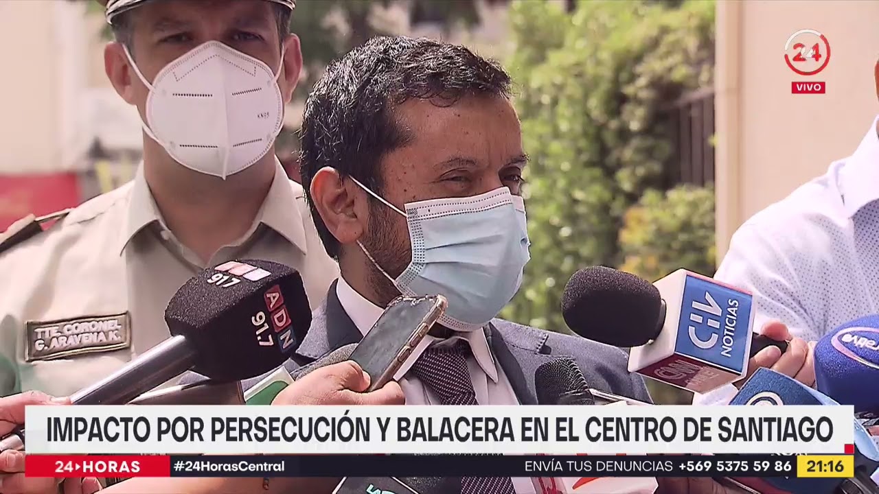 Impacto por persecución y balacera en el centro de Santiago