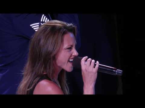 Celina Rae - US National Anthem & Ceremonial Face Off - Anaheim At Dallas - October 13, 2016