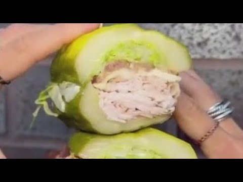 Long Island deli goes viral for sandwich with pickle buns