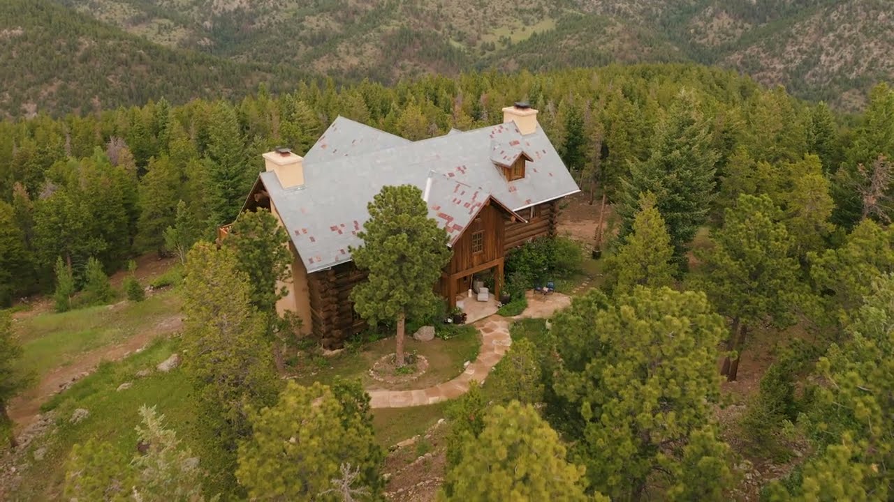Amazing Continental Divide Views from Stunning Log Home - Hyphen Real Estate Group