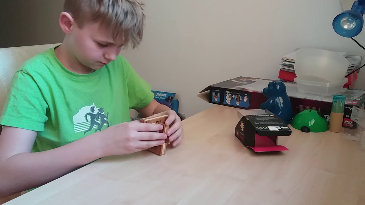 Predstavitev sestavljanke Bamboo Puzzle Fridolin IQ Test SLO