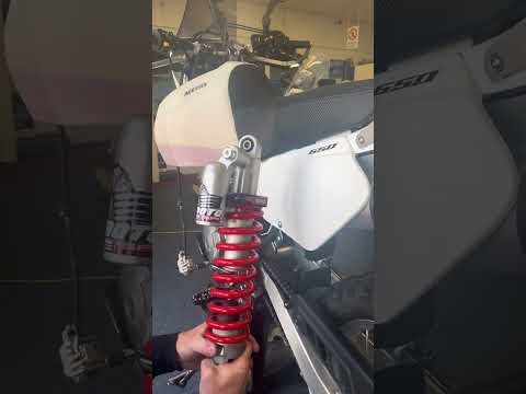 Suzuki DR 650 adventure suspension upgrade Moto SR Suspension