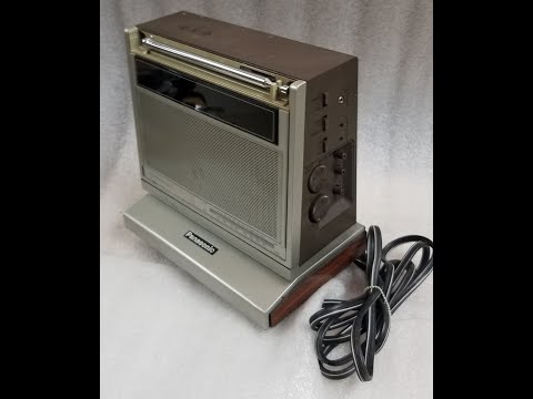 Panasonic TR 4060P BiSider TV FM AM Radio Clock, Digital, Folding