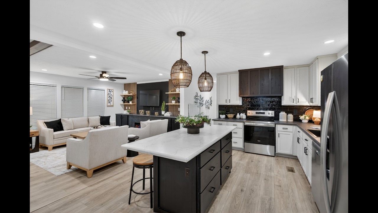 Aura | 4 Bed 3 Bath 1,707 Sq Ft | Nationally Available Manufactured Home by Cavco