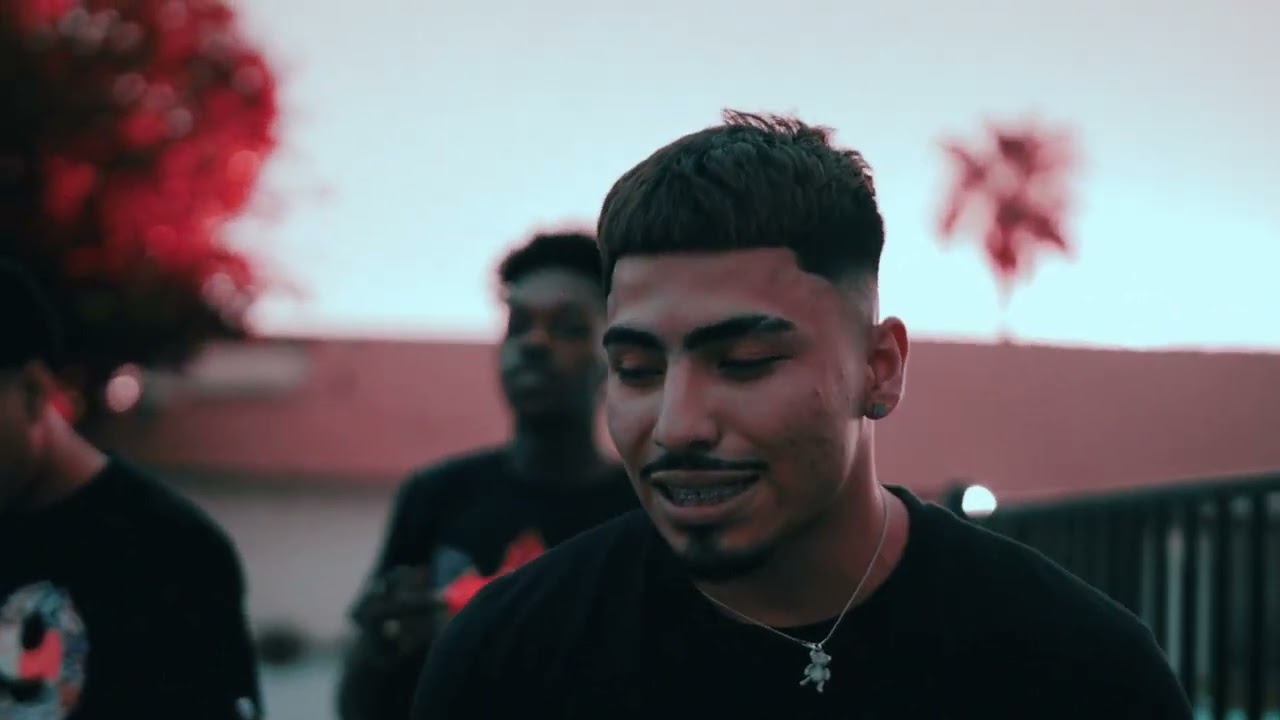 Buck$ x Buzz x MoneyMic 