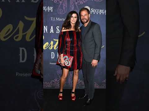 Jimi Westbrook Karen Fairchild ๐๐ #LittleBigTown #LoveStatus