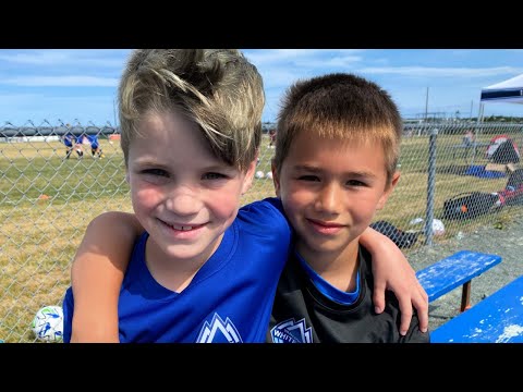 N.L soccer players learning from the pros