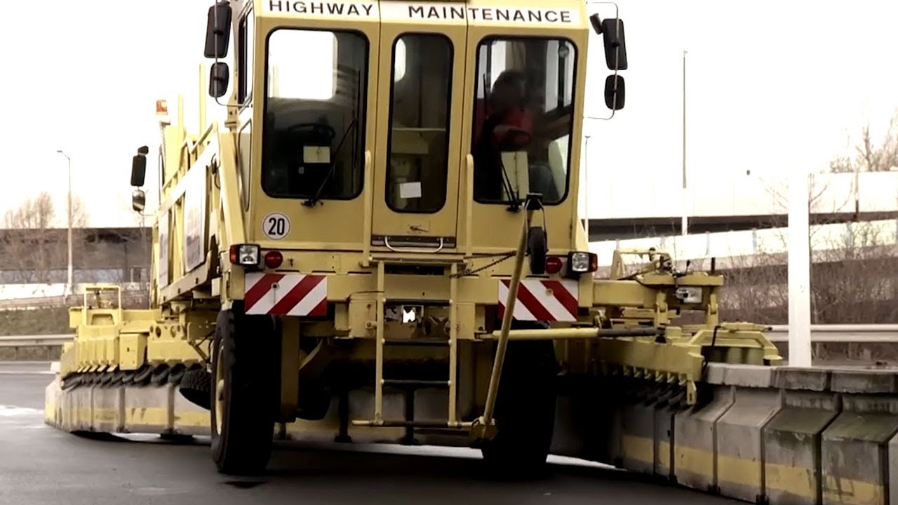 State-of-the-art moveable road barrier to keep Kent’s motorways moving