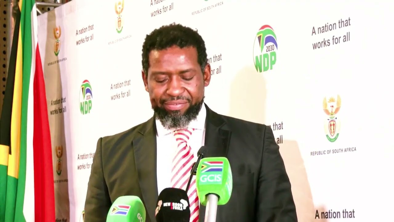 Buti Manamela Appoints Prof Hlengani Mathebula as NSFAS Administrator