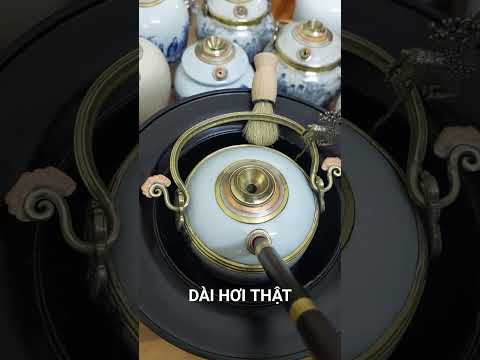 HÚT THUỐC LÀO ĐIẾU BÁT QUÁ LÂU