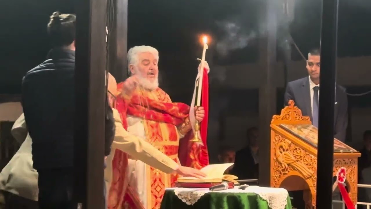 «Χριστός Ανέστη εκ νεκρών»: Με ιδιαίτερη κατάνυξη η Ακολουθία της ...