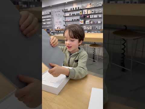Unboxing  the iPad 10th GEN 