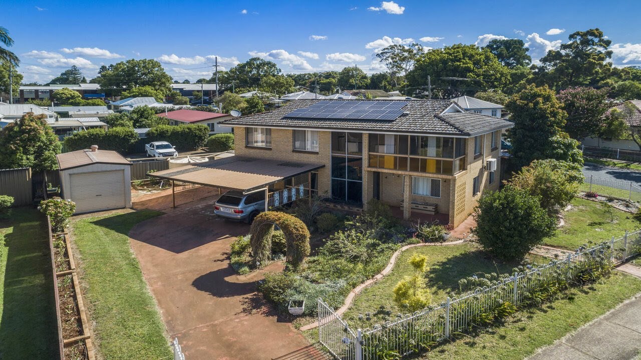 2 Charles Street, NEWTOWN QLD 4350 - House Sold - remaxsuccess.com.au