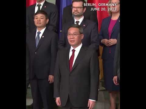 Germany’s Scholz, China’s Premier Li Qiang pose for family photo with cabinet members