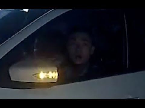 當小時候的艾倫第一次看到超大型巨人 | WoWtchout - 地圖型行車影像分享平台