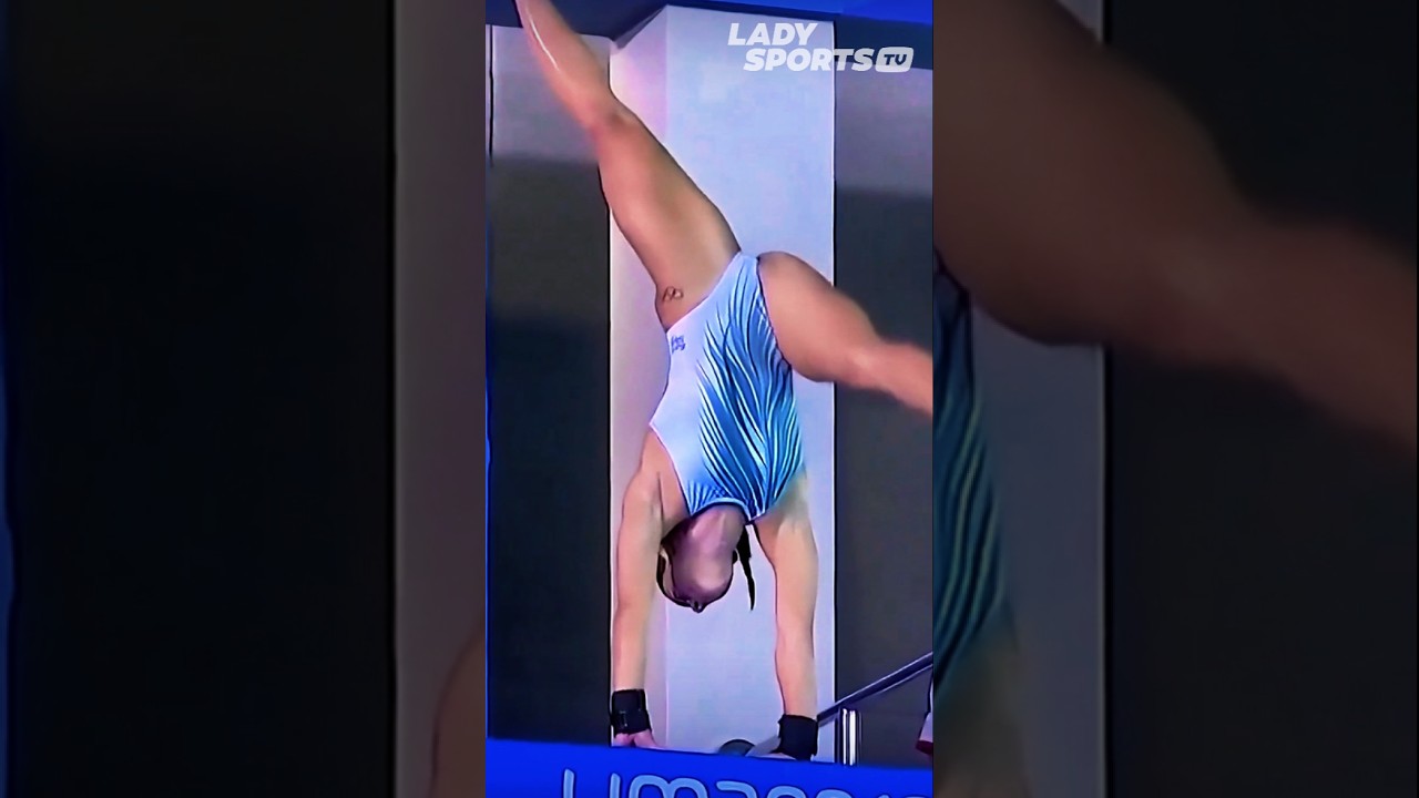 Everyone Noticed The Same Thing #diving