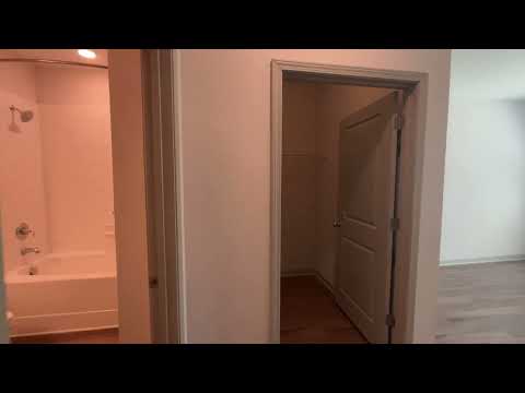 The Bishop Apartments - Sandy Springs - Unit 550 - B07