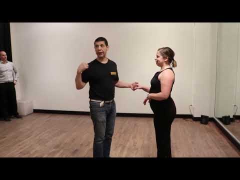 Salsa, Open break step – Dance Conmigo