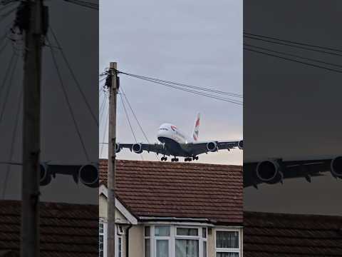 British Airways (A380-800)✈️🇬🇧glides gracefully towards Heathrow #aviation #airbus #planespotting