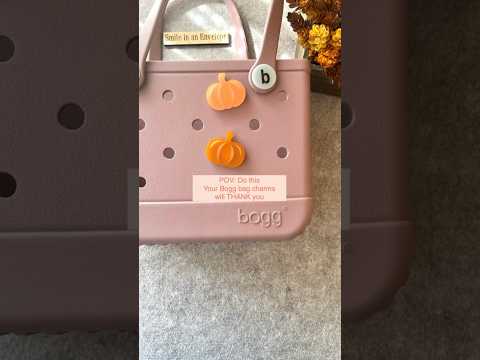 How to remove Bogg bag charm? Do this, your charms will THANK you. #bogg #boggbag #charms #pumpkin