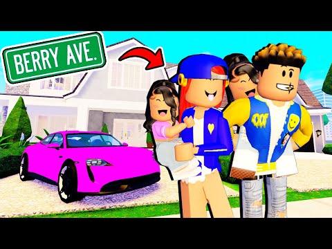 I Adopted SPOILED TWINS With My BOYFRIEND In BERRY AVENUE RP! (Roblox Berry Avenue Roleplay)