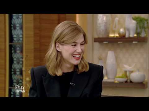 Rosamund Pike Says "Gone Girl" Fans Are Wary of Her in Real Life