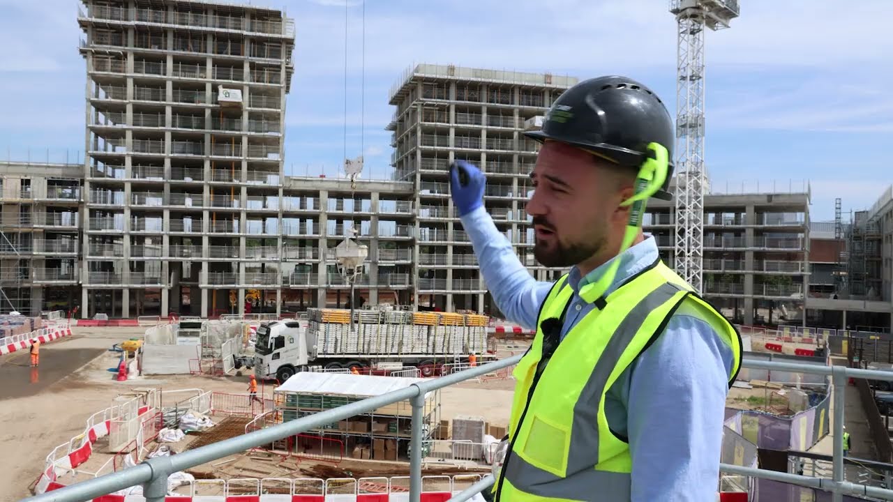 Project Manager explains how the drainage works Carey London