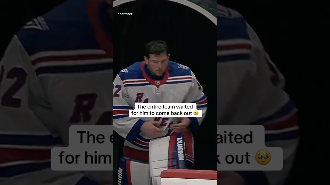 The entire team waited for him to come back out 🥹 #hockey
