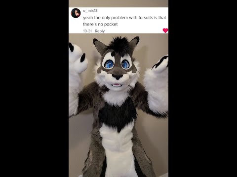 Does Fursuit Have Pockets?