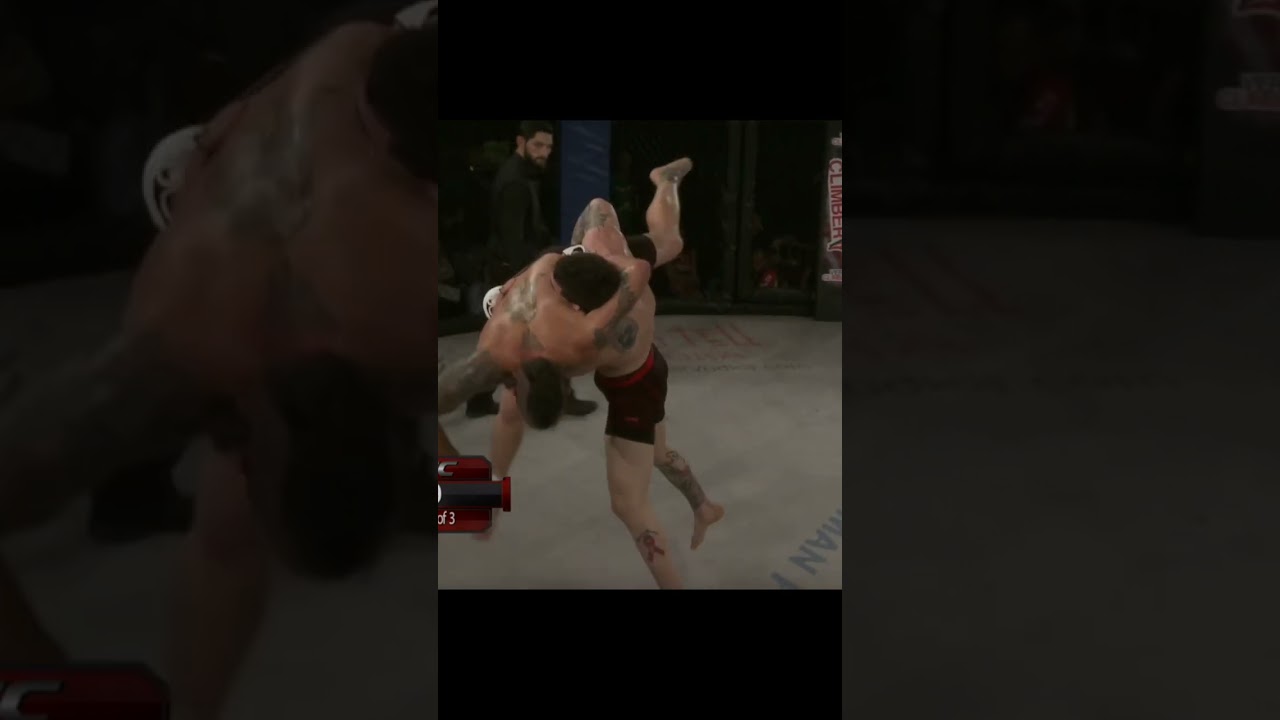 Sean Brady Takes Down Rocky Edwards! 👀 #mma #mmahighlights #ufcfighter #wrestling #grappling