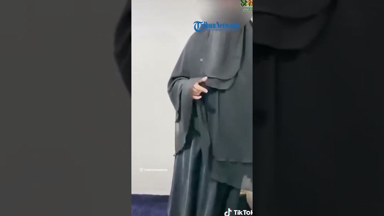Wanita Histeris Dan Kaget Pergoki Pria Bercadar Ngintip Di Toilet Umum 4963
