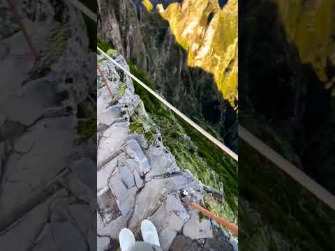 As risky as magnificent 🤯📍Pico do Areeiro, Madeira, Portugal 🇵🇹 #Hiking #adventure #bucketlist