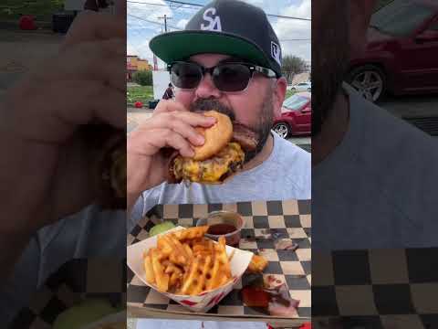 BussinQ San Antonio #bbq #barbecue #foodie #food #eatmigos #beef #eat #texas #burrito