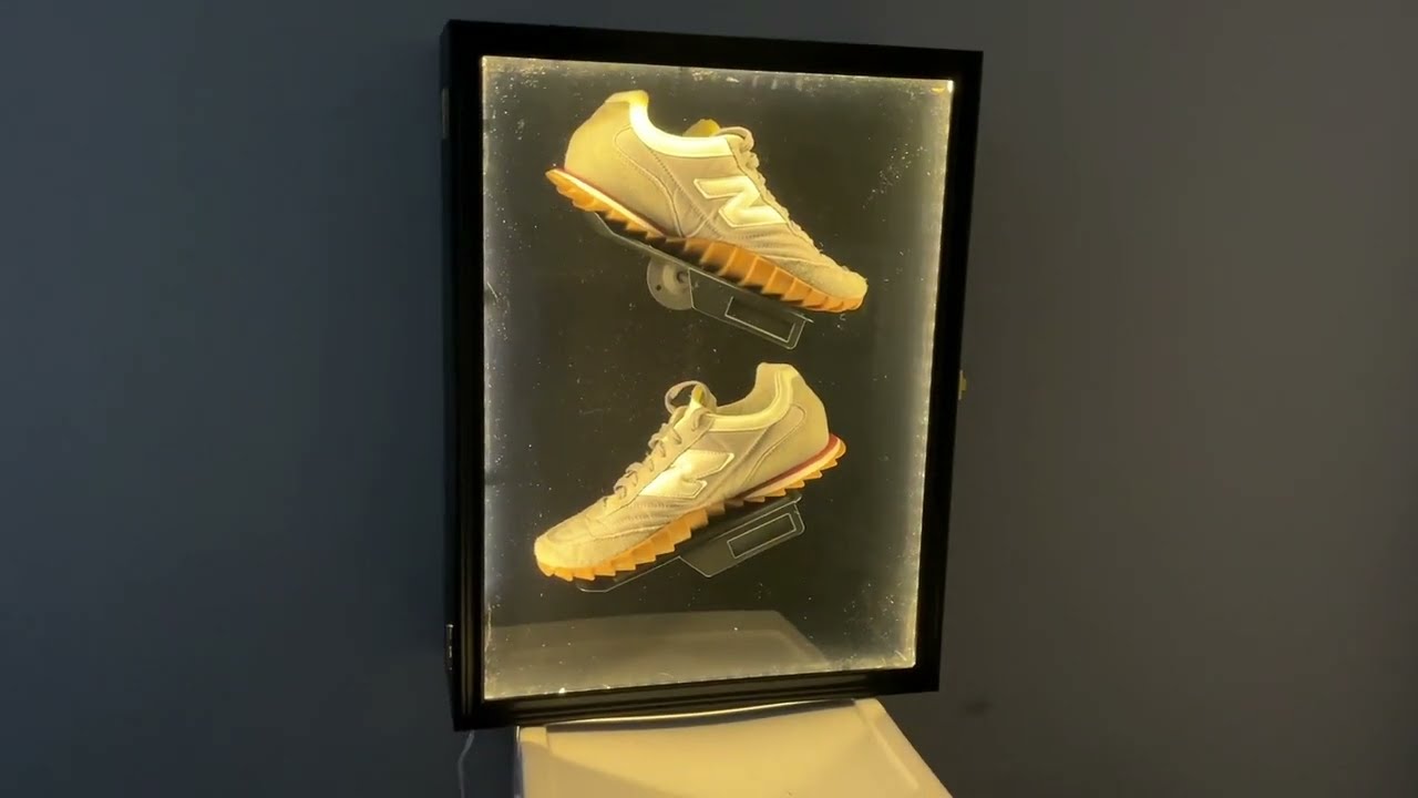 DuvinDD Shoe Display Case with LED Light - Quick Review