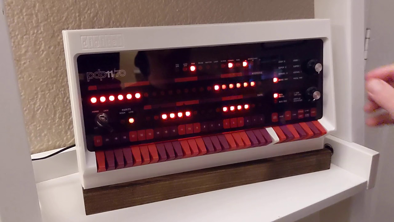 PiDP-11/70 with Blinkenlights