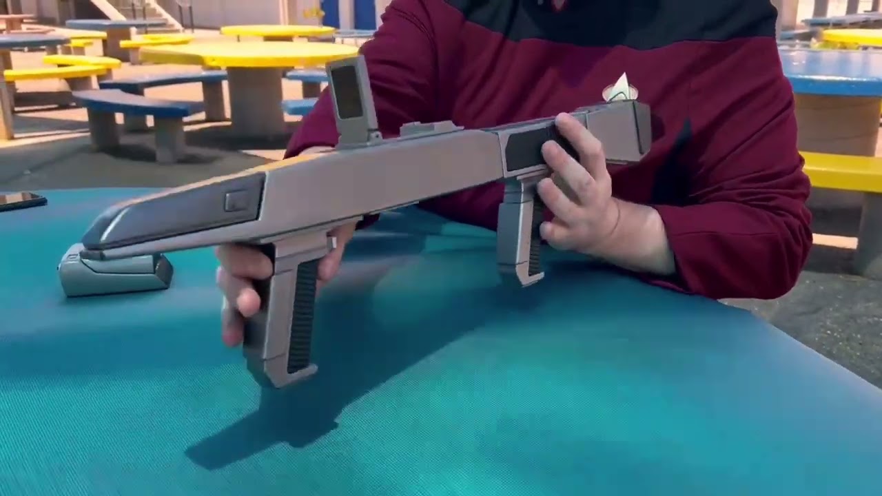 TNG Type 3 Phaser Rifle - Props - The Crucible