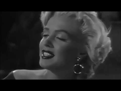 k.d. Lang - Miss Chatelaine (1992)