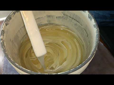 Mixing Glidden Speedwall paint that separated over time (Antique White Eggshell)