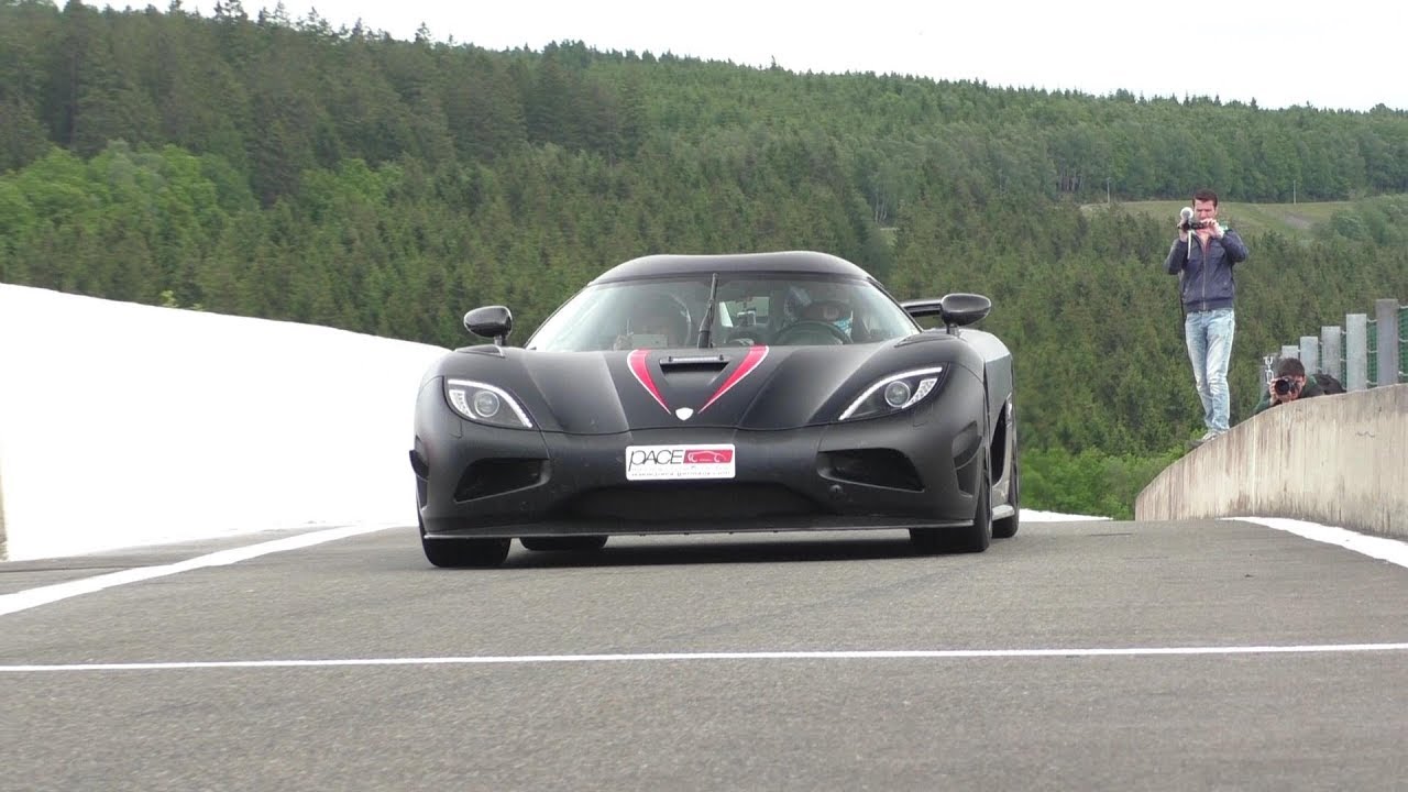 940HP Koenigsegg Agera X - Brutal Sound & Backfire Flames!