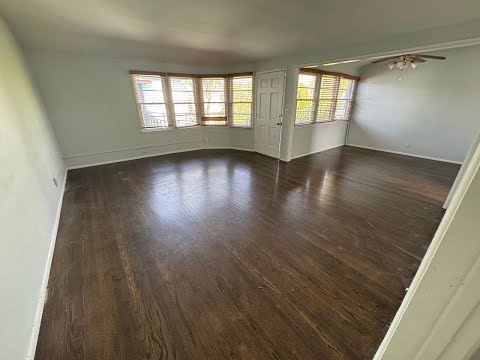 PL10942 - Charming Upper 2+1 Apartment for Rent (Los Angeles, CA)