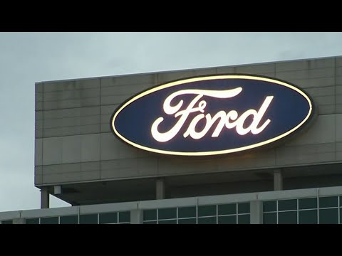 Ford planning to cut hundreds of jobs
