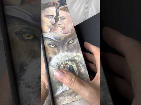 Watercolor paintings on the book edges of Breaking Dawn, Twilight saga #bookworm #artwork #painting