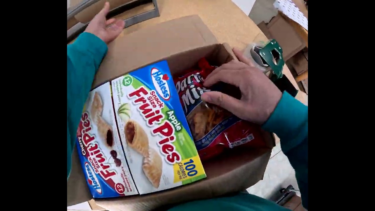 Packing Drizzilicious Treats in our Warehouse #treats #snacks #packwithme #povwarehouse #pov