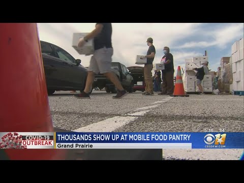 Thousands Line Up For Mobile Food Pantry In Grand Prairie Sunday