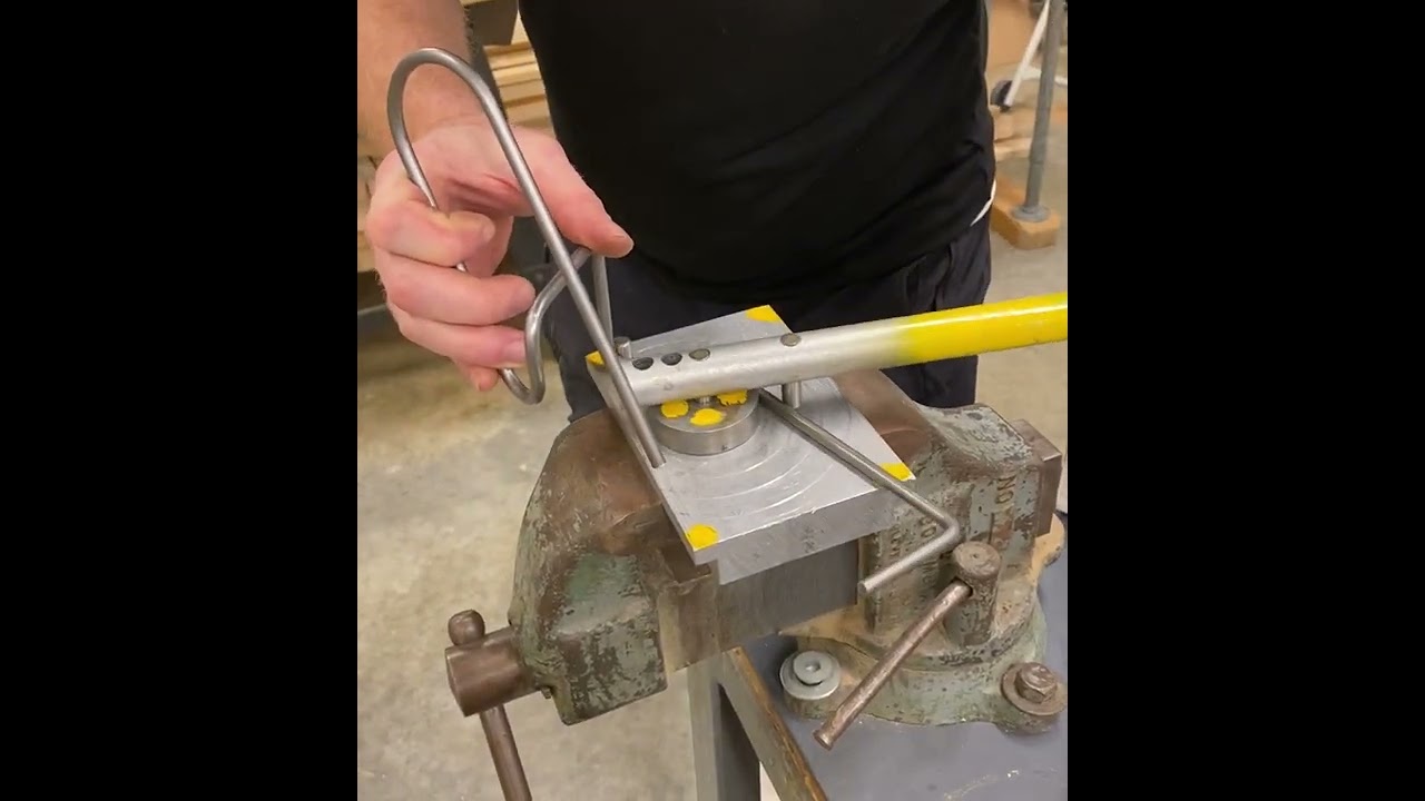 Medium Bender in Operation