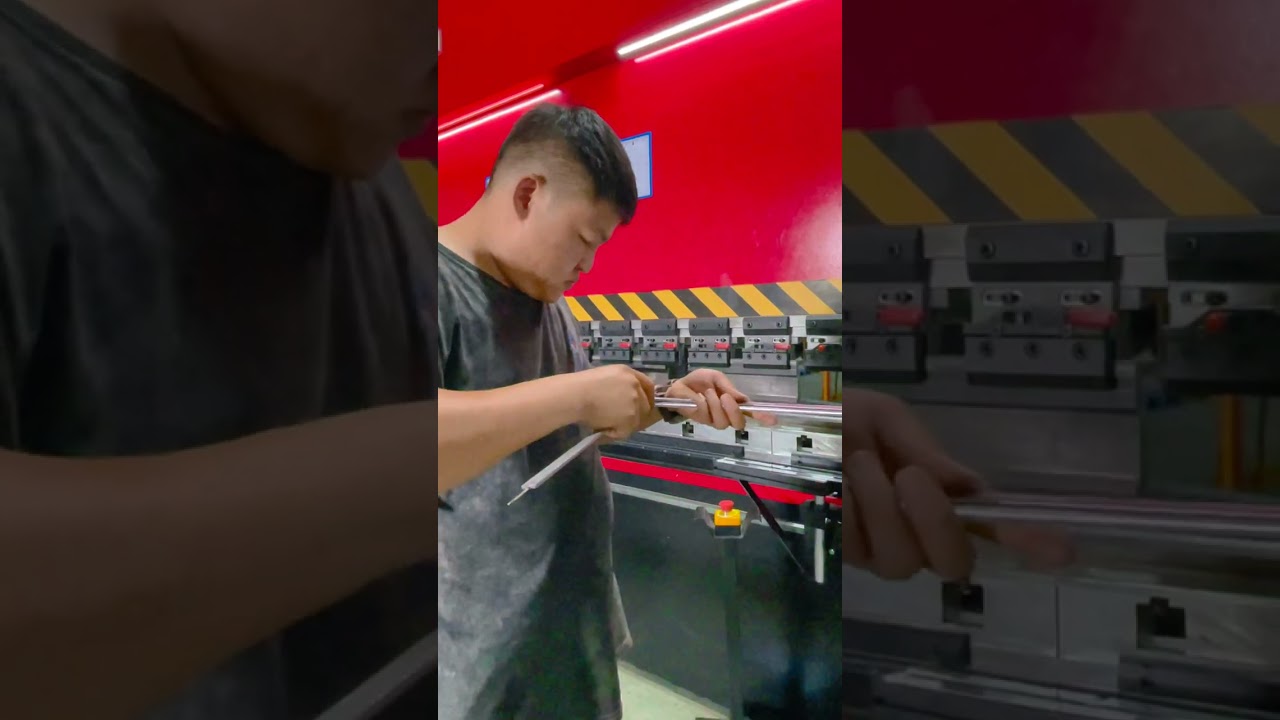 New 4m CNC bending machine comes into the sheet metal factory!#manufacturing #factory #cnc #shorts