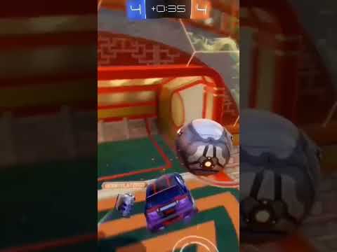 Entering a tournament in rocket league