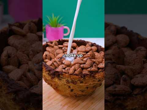 This CHOCOLATE CHIP COOKIE BOWL is breakfast's new best friend!