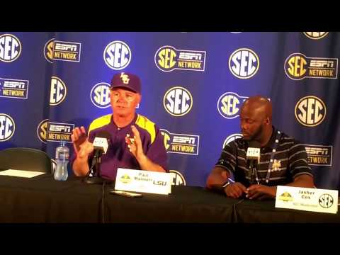 LSU baseball coach Paul Mainieri