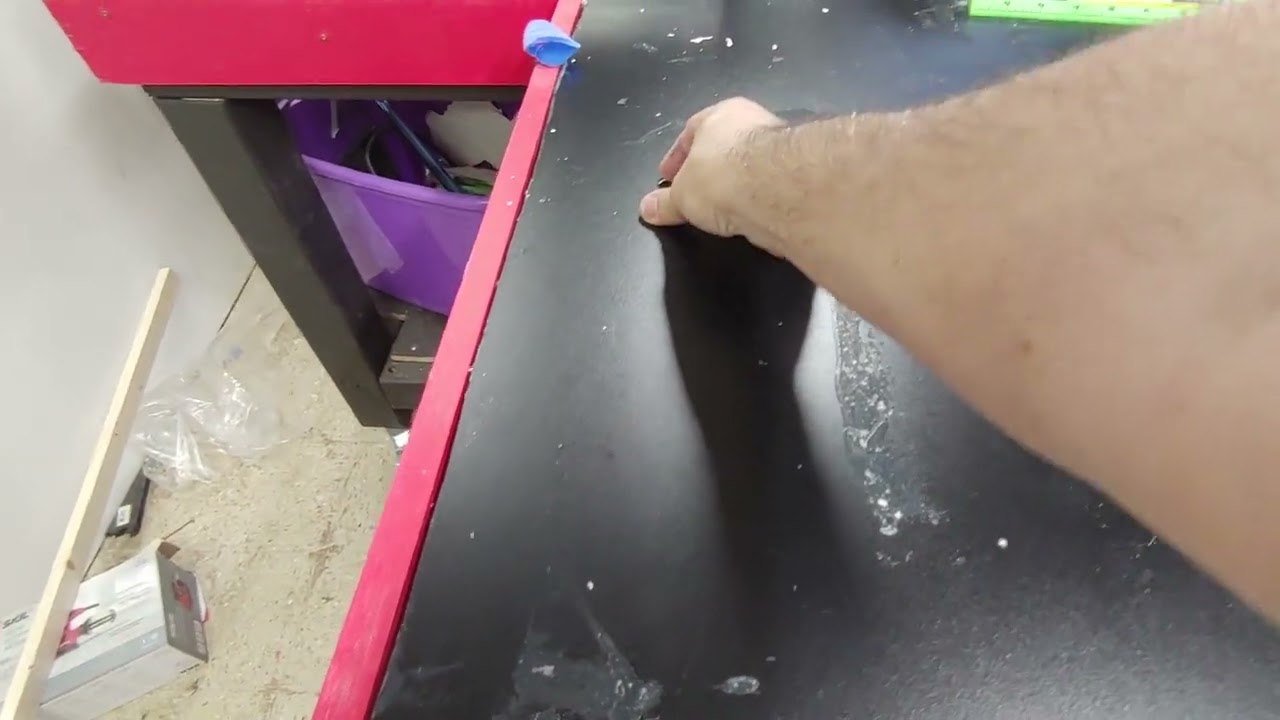 why I chose to have a melamine workbench top